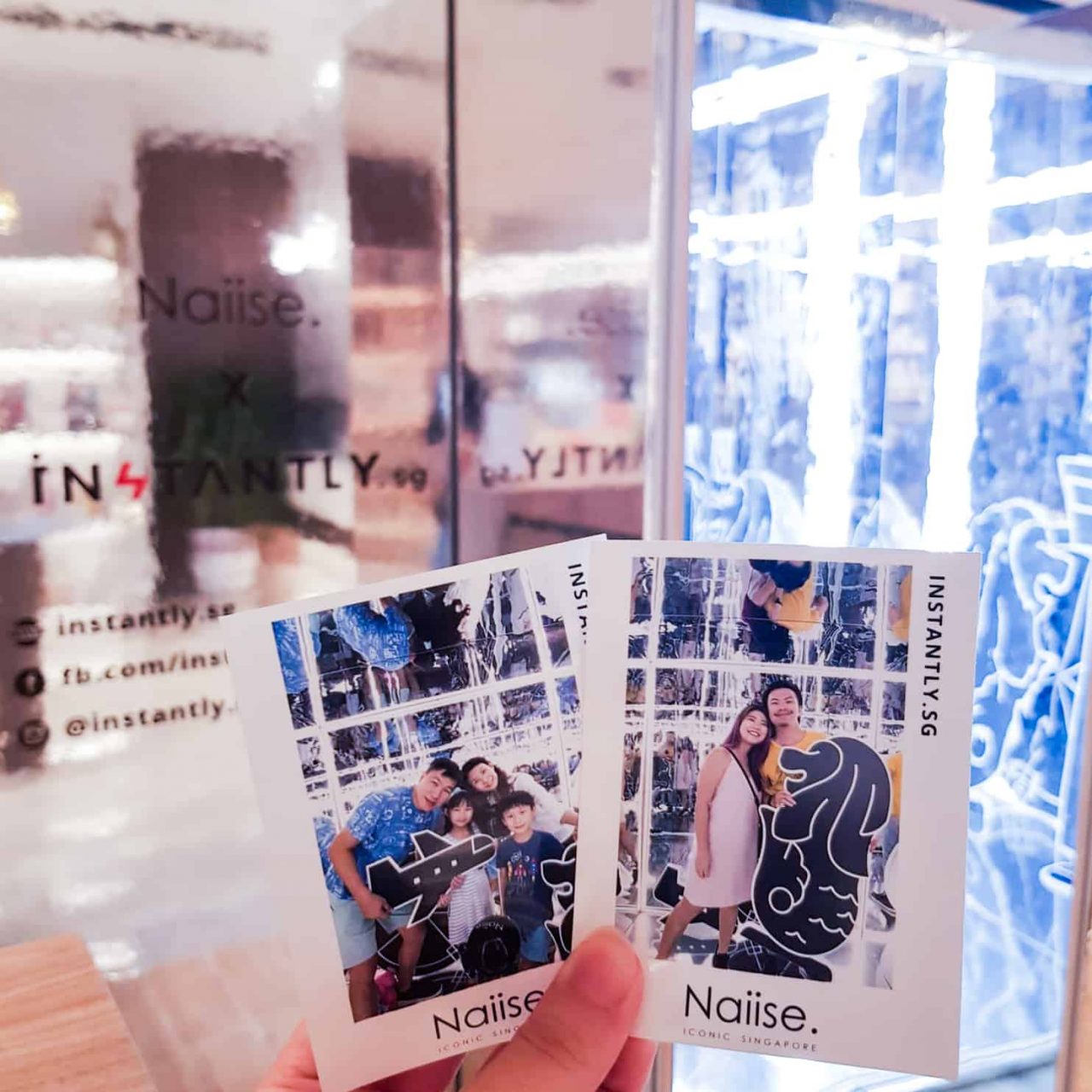 Infinity Mirror Photobooth - Instantly.sg. Branded Photo Booth Singapore.